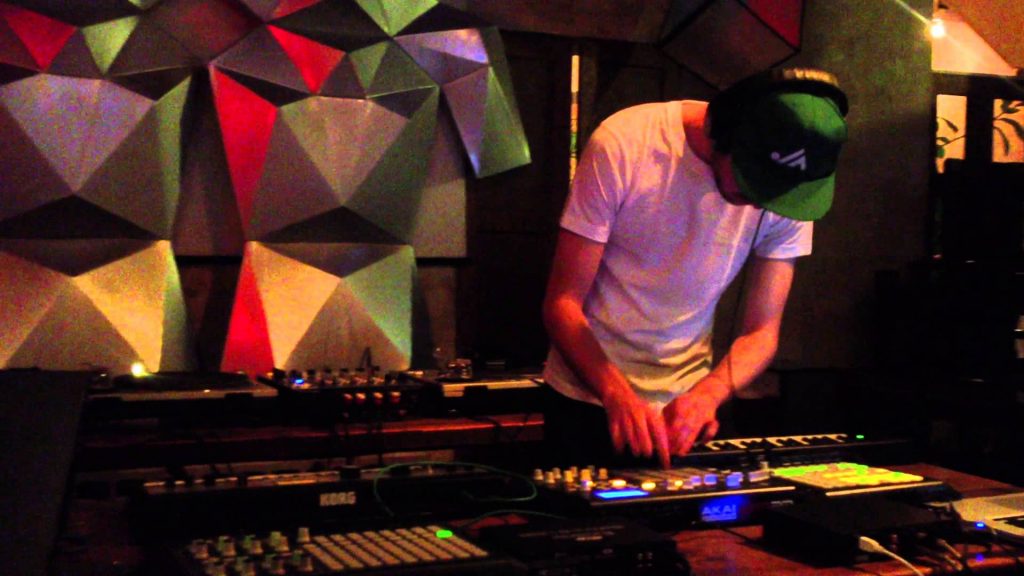 Interview: 5 minutes with Magical Mistakes – PLAYY. Magazine