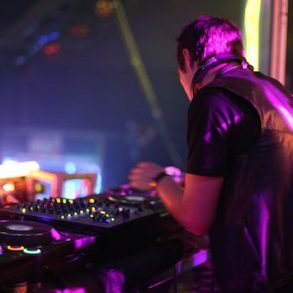 8 electronic pioneers who died too young – PLAYY. Magazine