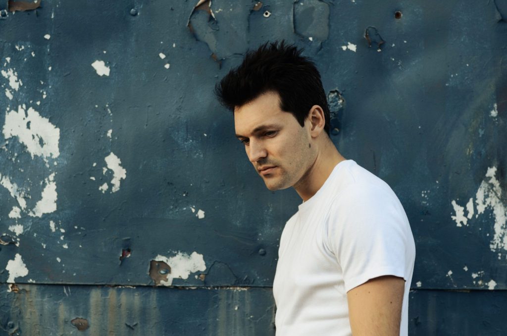 Interview: 5 minutes with Lorne – PLAYY. Magazine