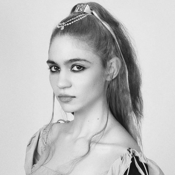 Single Review: Grimes’ Esoteric Cyberpunk Dance In 4ÆM – PLAYY. Magazine