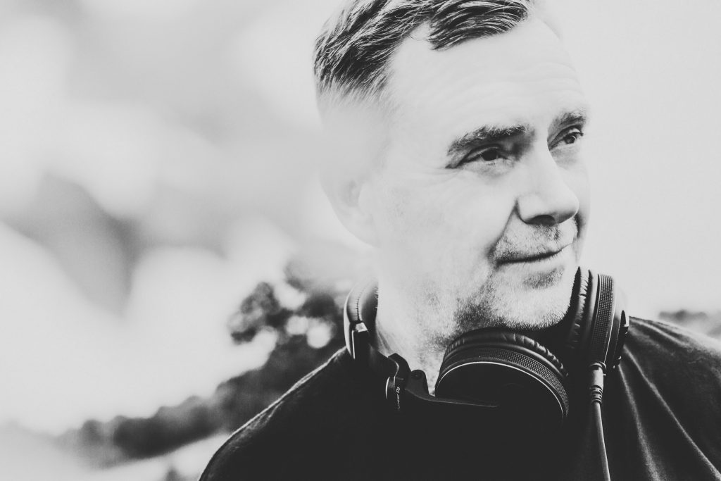 Interview: Five Minutes with Nick Warren – PLAYY. Magazine