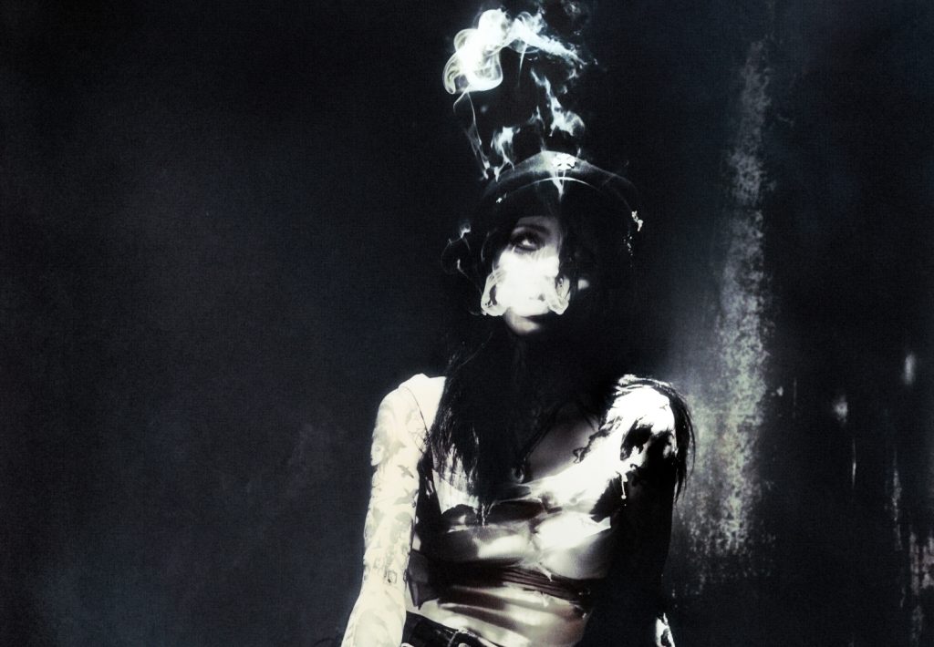 yeule’s ‘Dudu’ Offers a Glimpse into the Dark and Beautiful World of ...